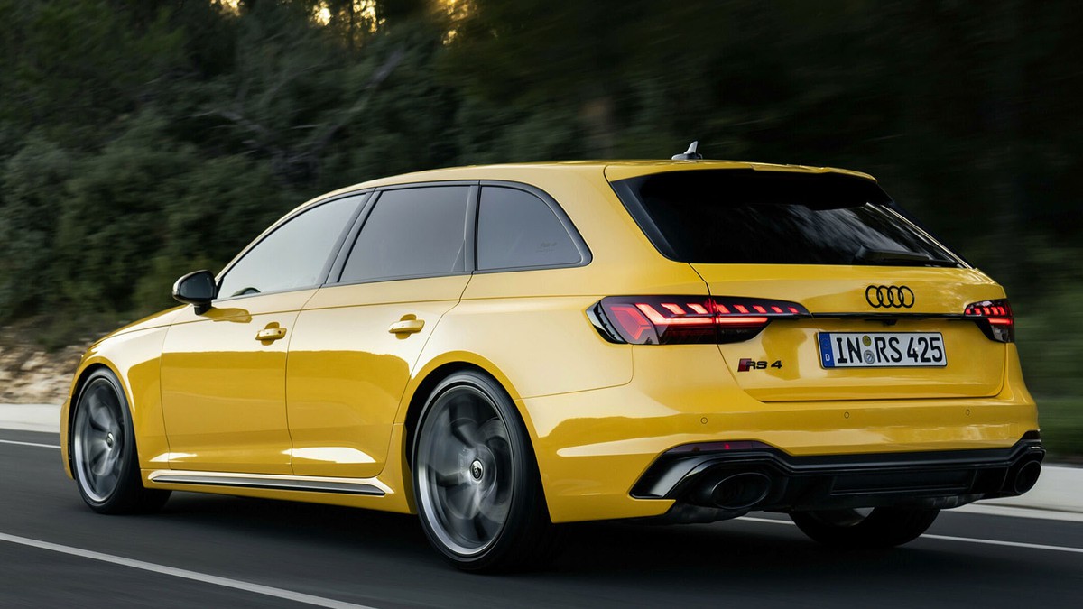 Audi RS 4 Avant edition 25 years und RS5 Sportback performance edition
